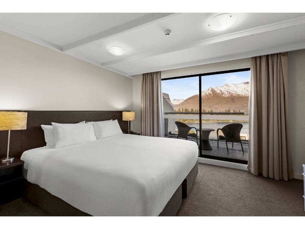 Copthorne Hotel & Apartments Queenstown Lakeview
