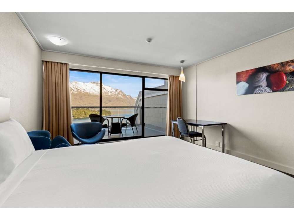 Copthorne Hotel & Apartments Queenstown Lakeview